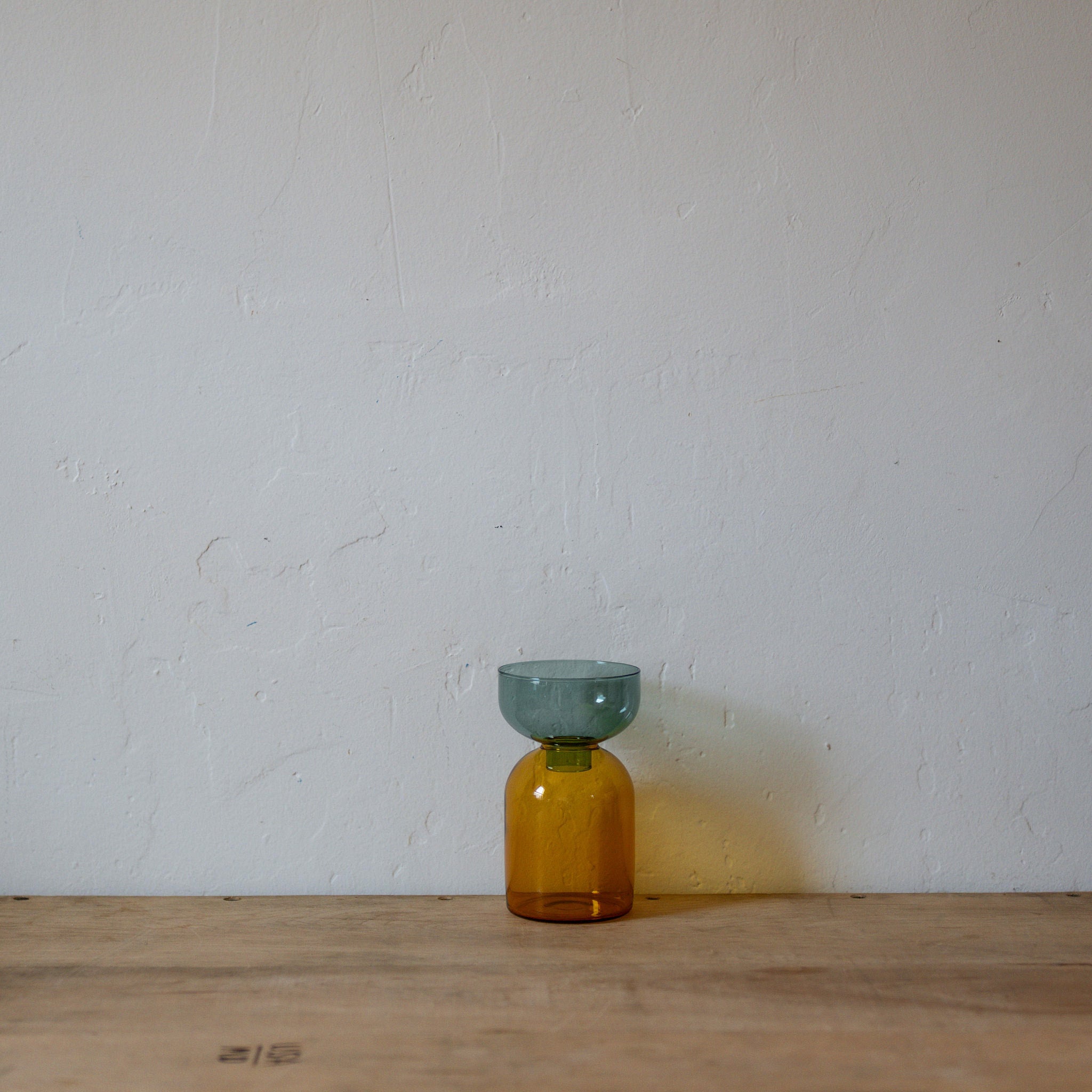 Amabro Two Tone Glass Vase Circle Green Yellow – Miss Arthur