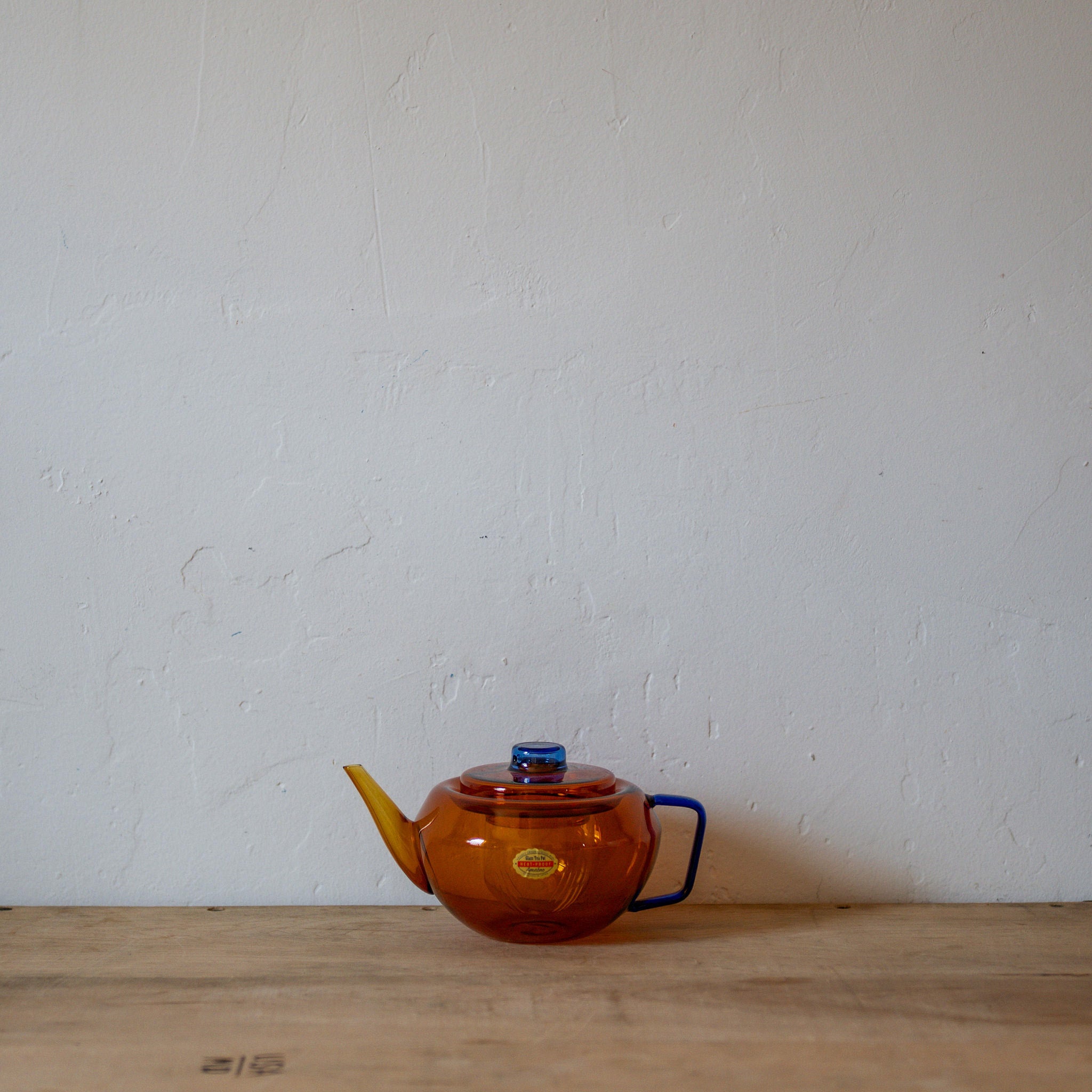 Amabro Two Tone Glass Teapot Amber Blue – Miss Arthur