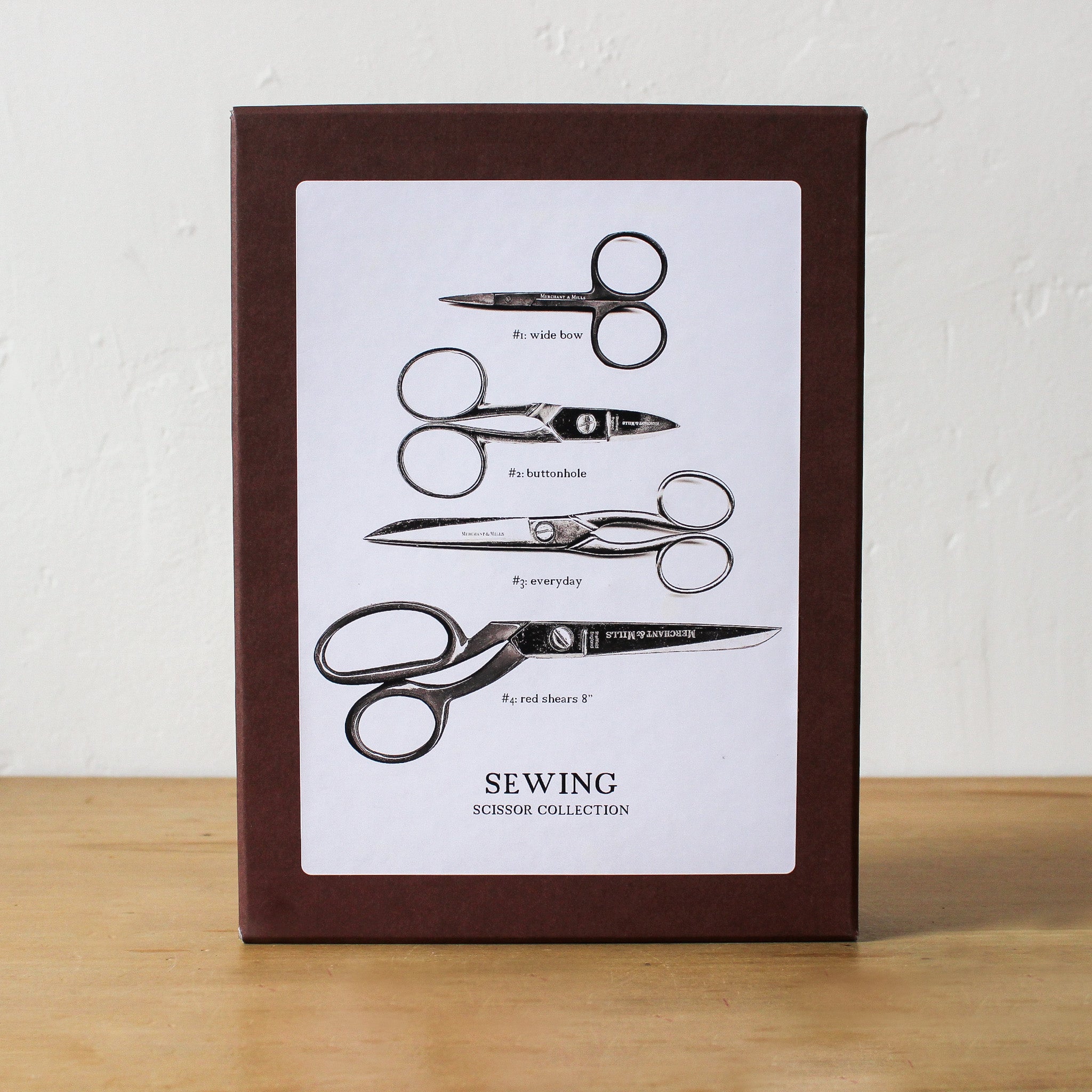 Merchant & Mills Leather Scissor Wrap - Sewing – Miss Arthur