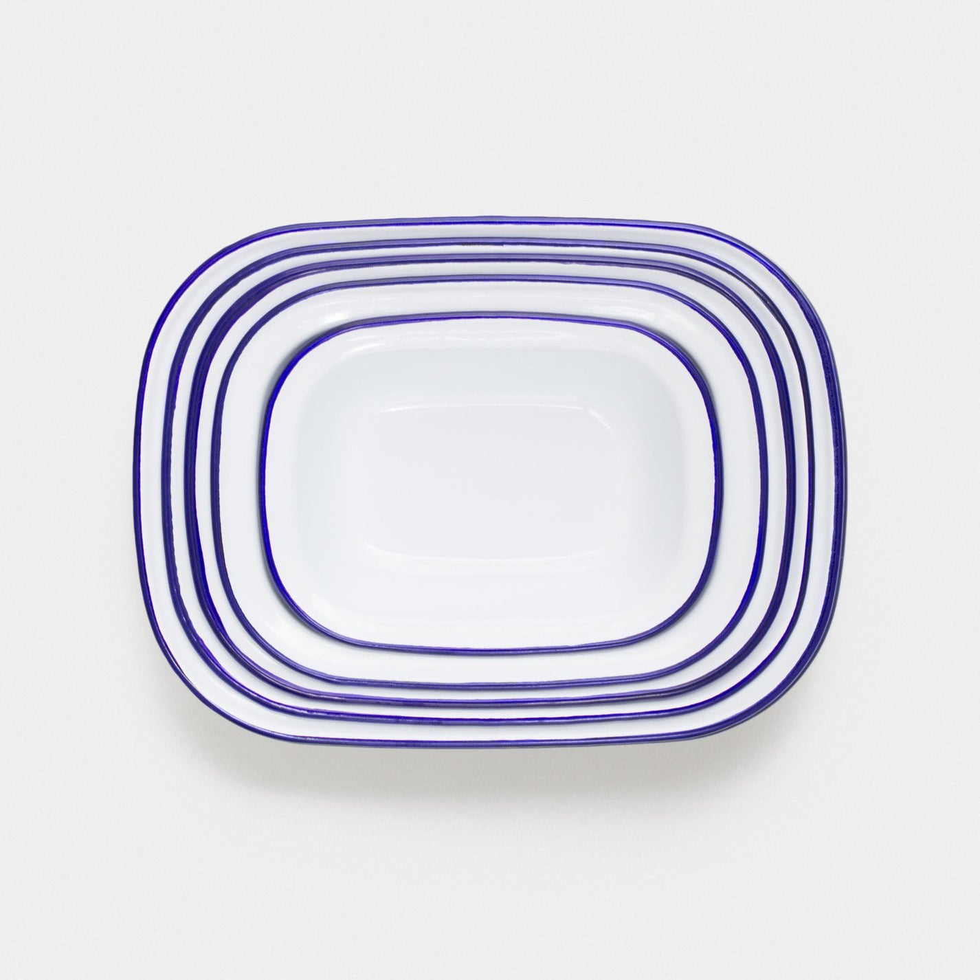 Falcon Enamelware Enamel Pie Set White with Blue Rim – Miss Arthur