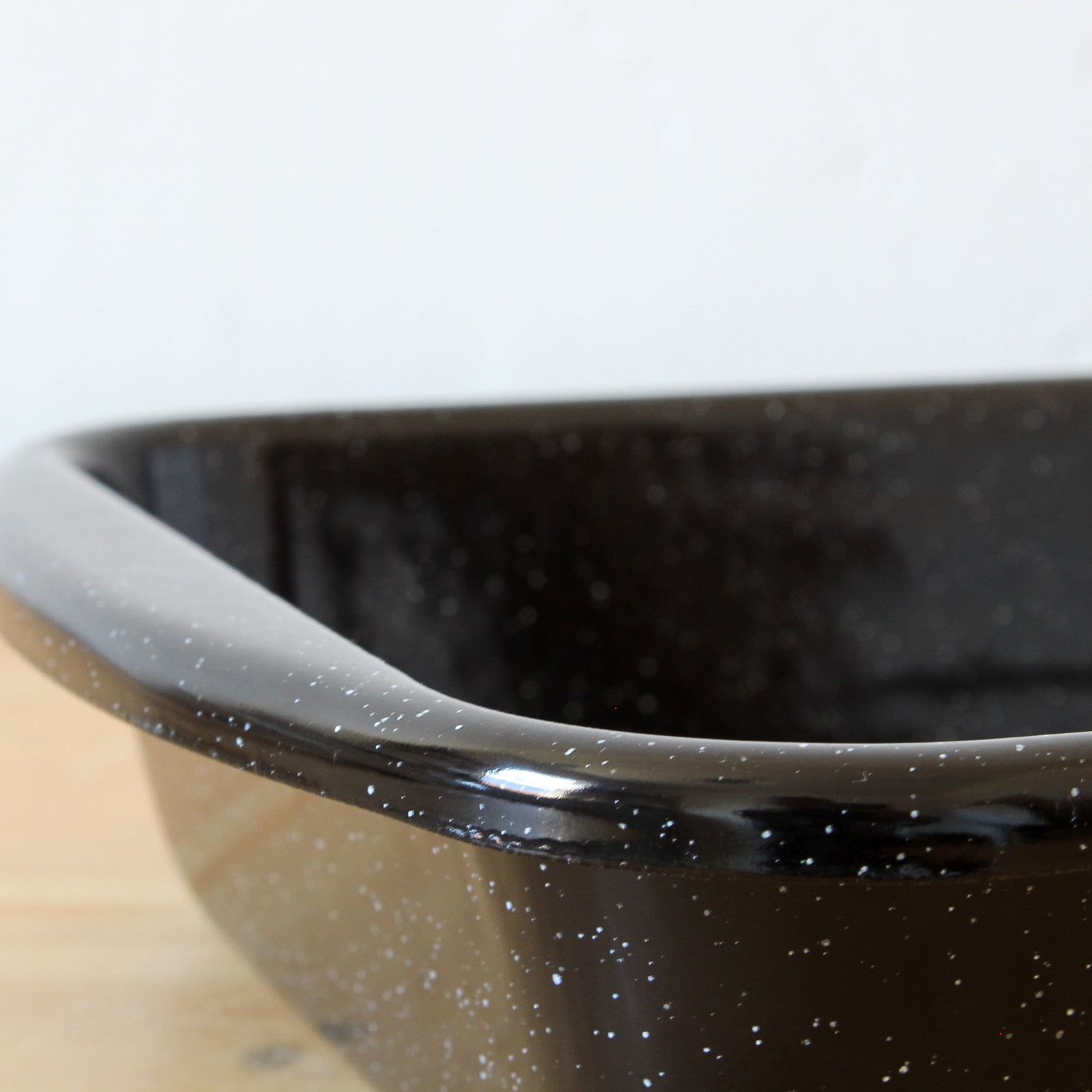 Riess Enamel Baking Dish Black 32/19 – Miss Arthur